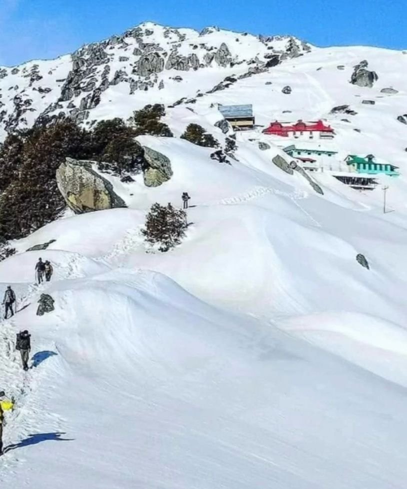 Fresh snowfall in Churdhar, other peaks of Sirmaur district - News On ...