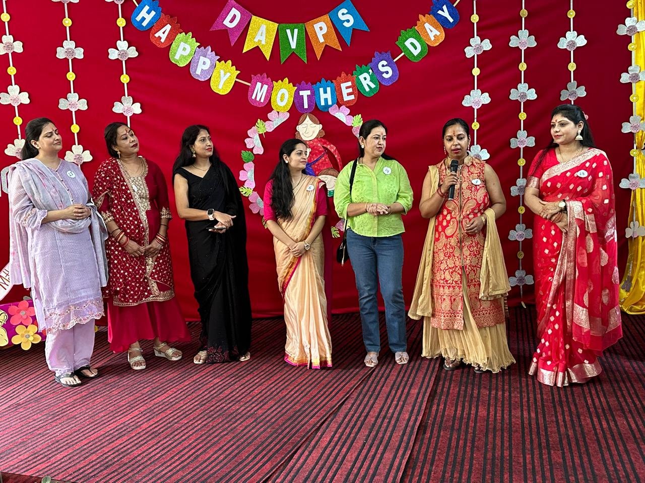 डीएवी स्कूल (39-डी) में धूमधाम से मनाया गया "मातृ दिवस" - News On Radar ...