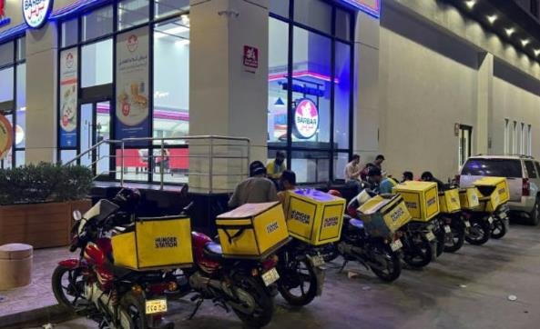 Saudi delivery drivers bake in 'deadly' summer heat - News On Radar India