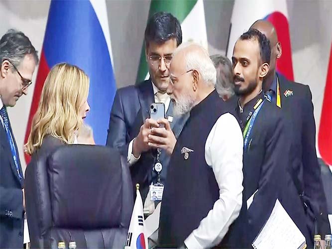 PM Modi meets Italian counterpart Giorgia Meloni on G20 sidelines in ...