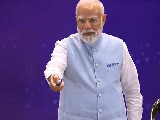 PM Modi inaugurates Emerging Science and Technology Innovation Conclave ...