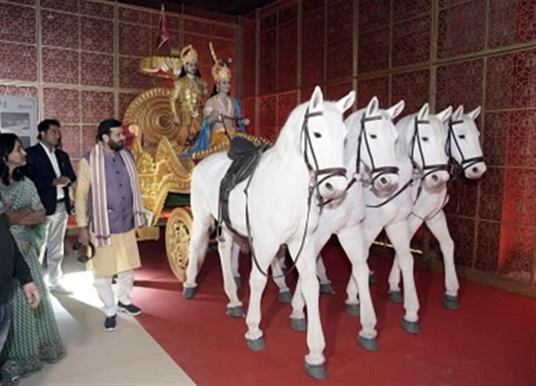 Sri Guru Tegh Bahadur Ji made a supreme sacrifice for the protection of ...